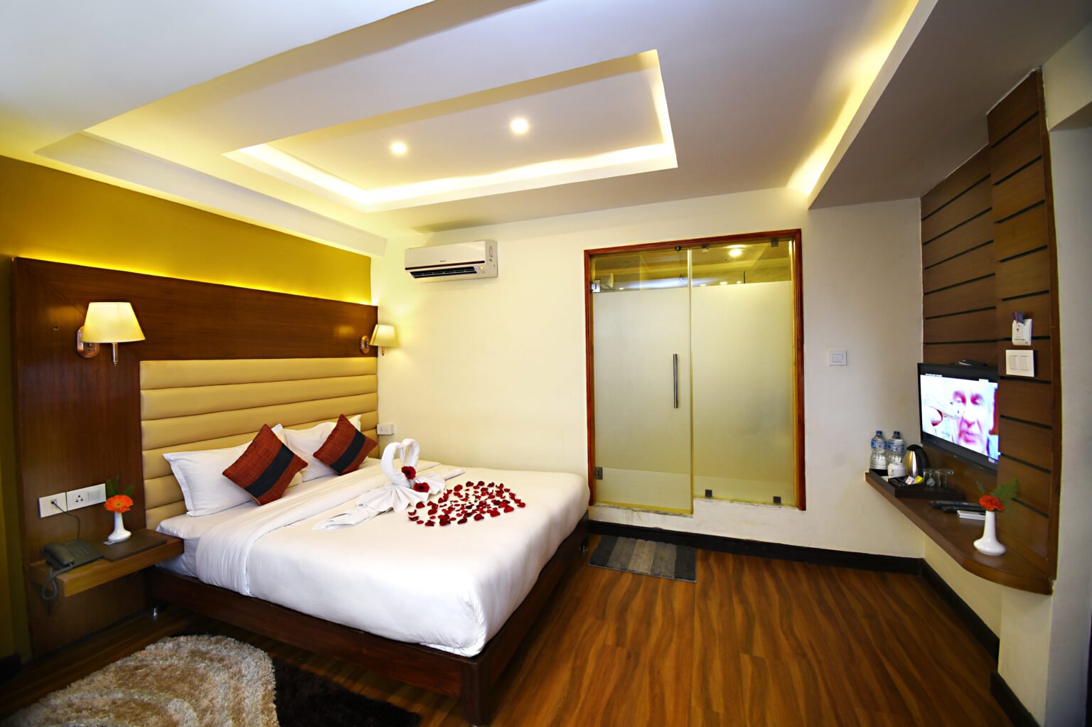 Accommodation & Rooms in Thamel Kathmandu | Hotel Jampa